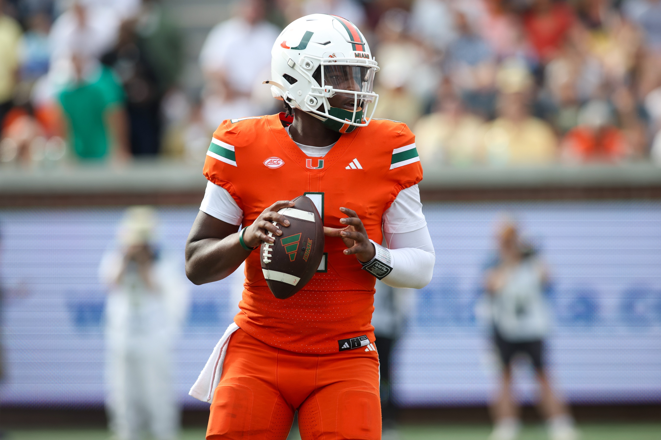 College Football Bowl Game Team Betting Trends - VSiN