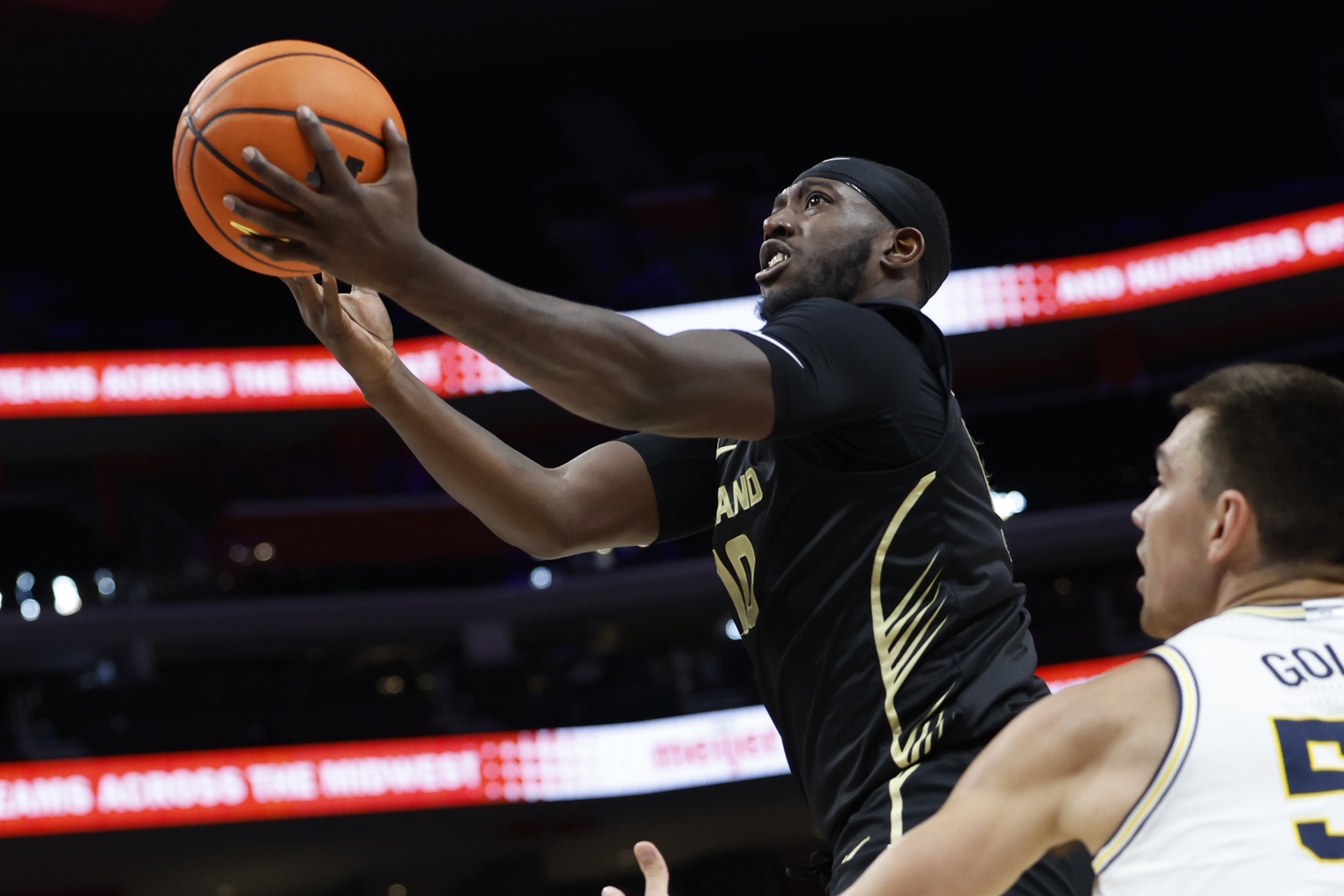 College Basketball Picks Today Greg Peterson Best Bets for December 19 VSiN