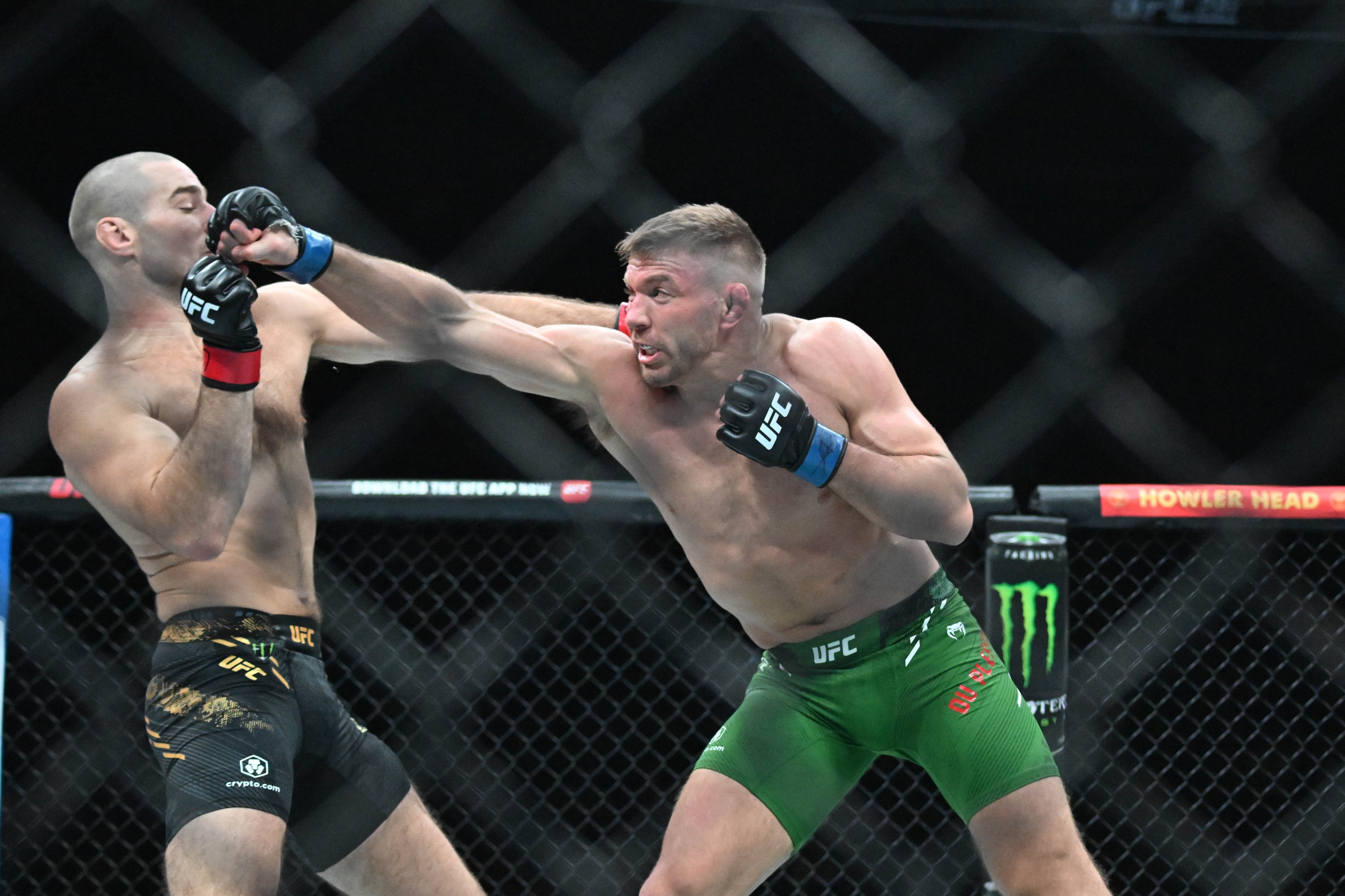 UFC 312 du Plessis vs. Strickland: Best Bets, Odds and Predictions - VSiN