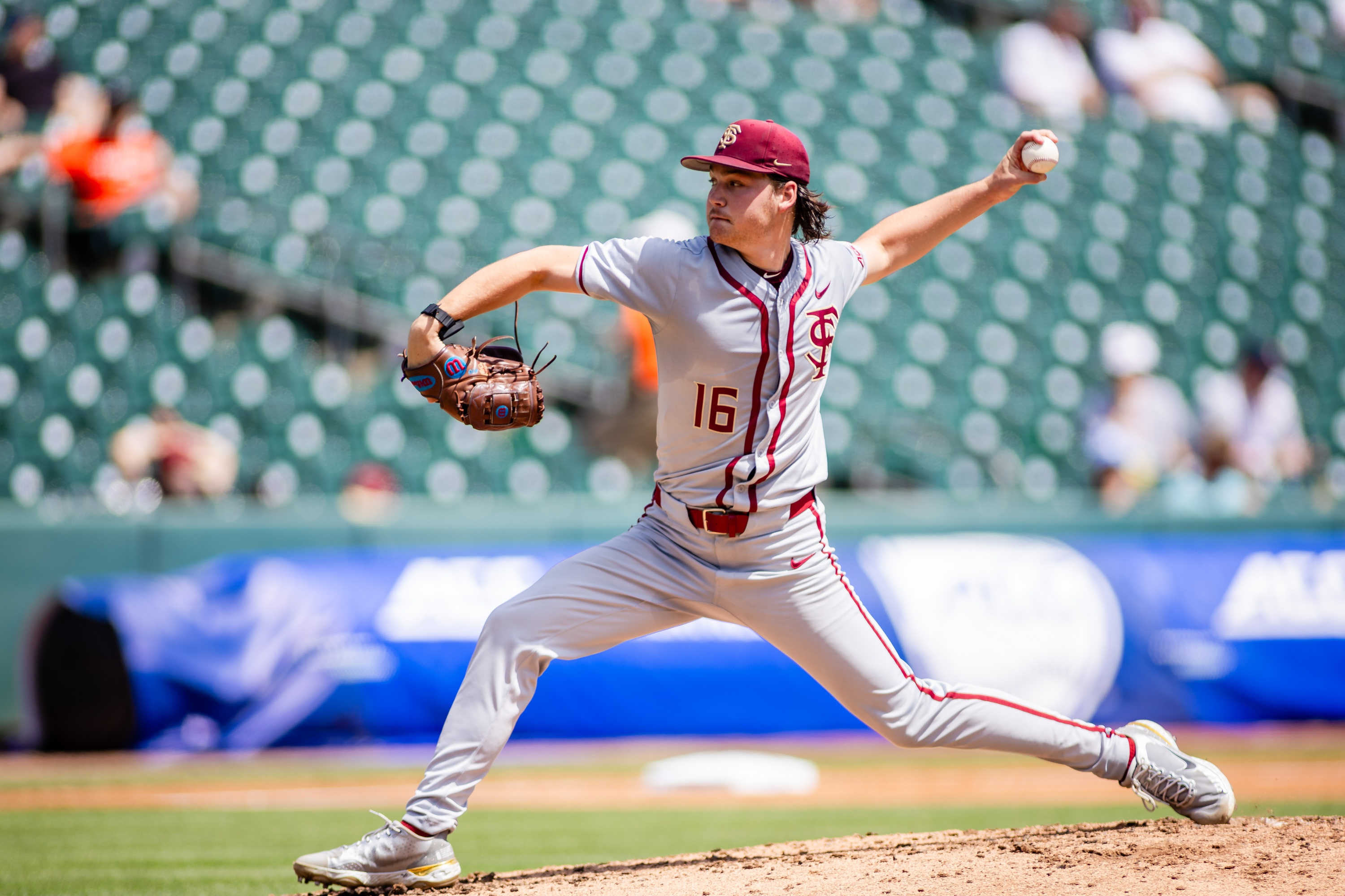 Players to Watch in the NCAA Baseball Tournament - VSiN