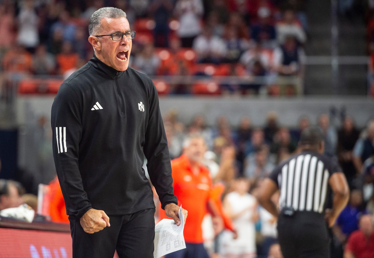 Monday December 15 College Basketball Bets
