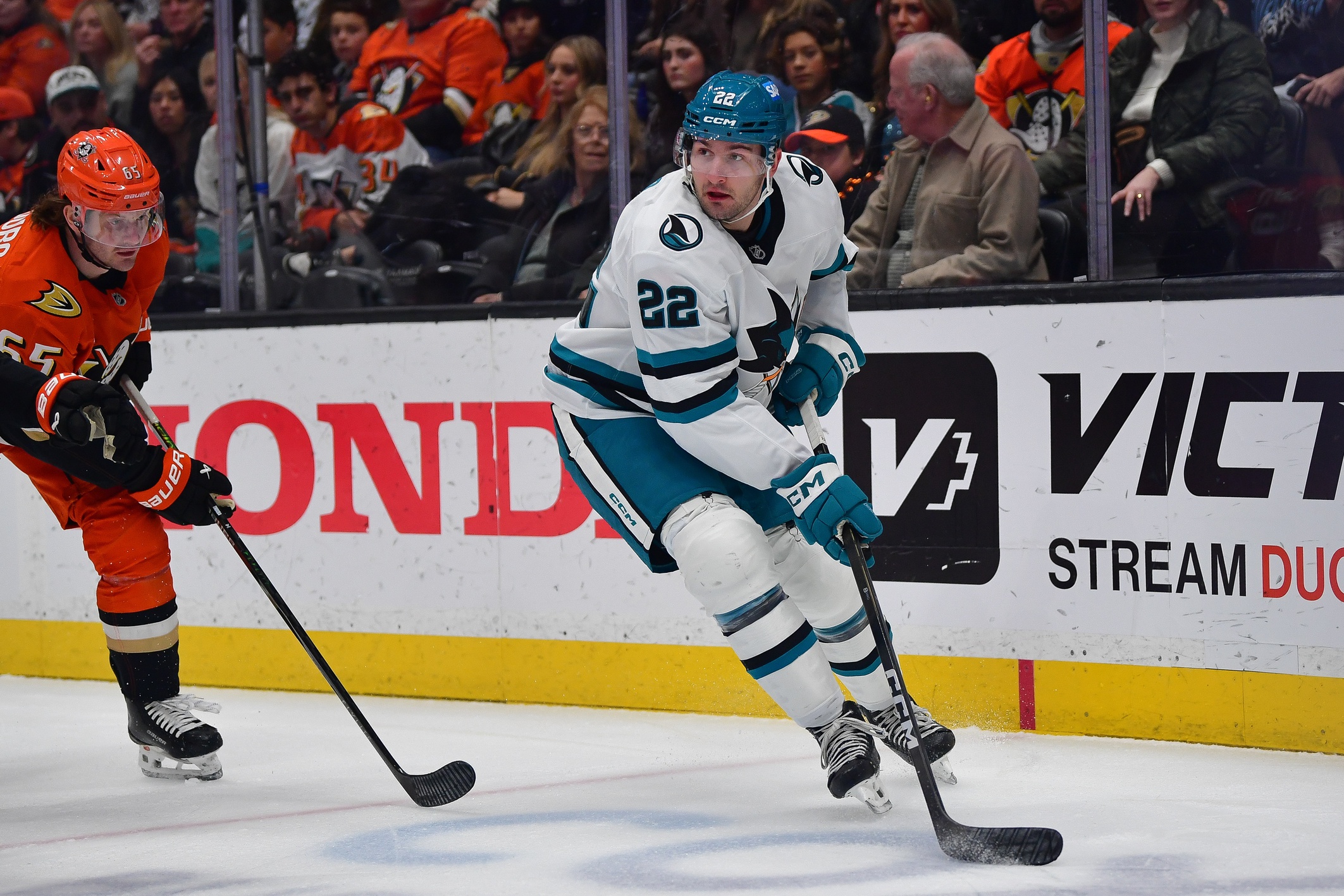 NHL Predictions: Expert Picks on Monday, January 5 - VSiN