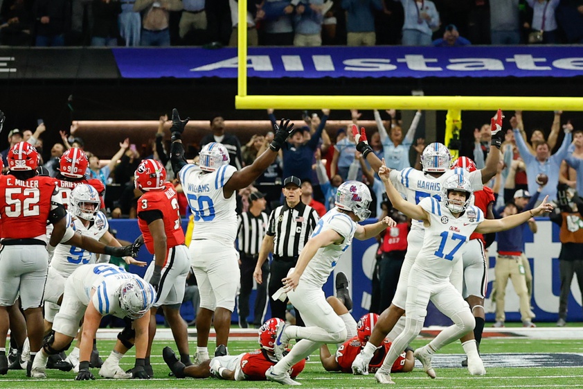 College Football Playoff Semifinals Odds Report - VSiN