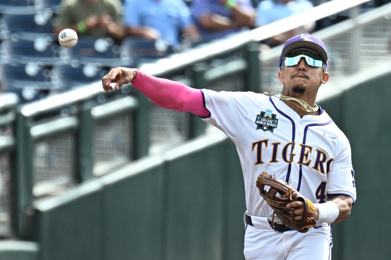 College Baseball Betting Strategies and Futures - VSiN